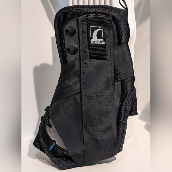 Ossur | Other | Ossur Form Fit Ankle Brace Wfigure8 Heel Lock Strap Nwb ...